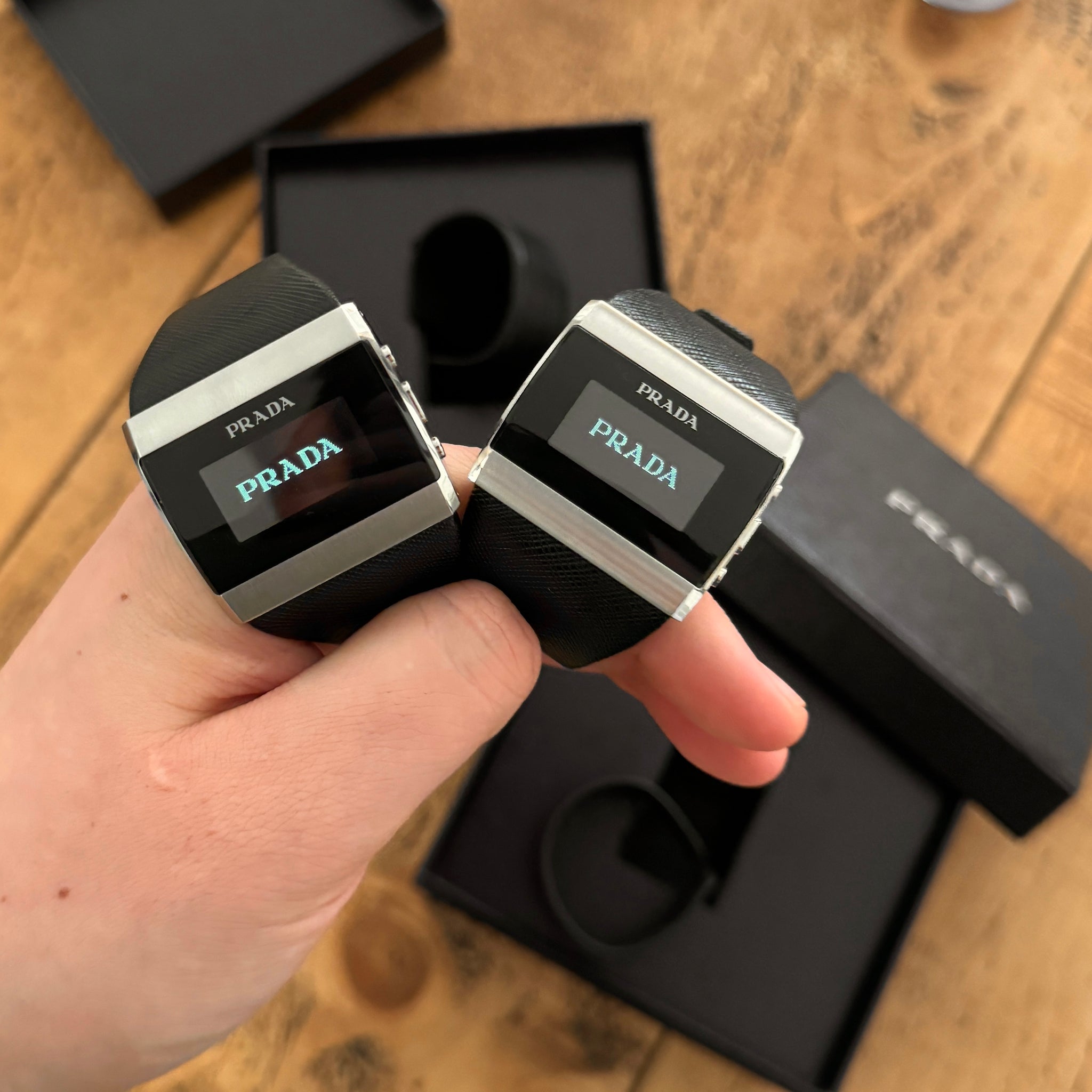 2008 Prada LG Link SmartWatch – 300700